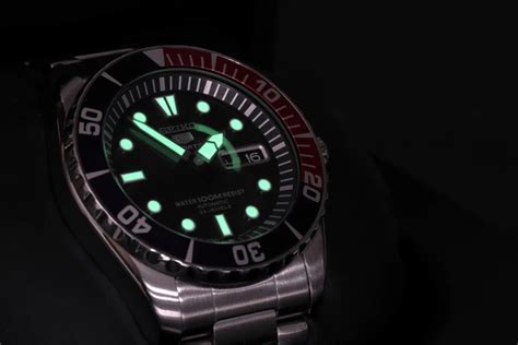 What Is Phosphorescence Definition Examples And Uses