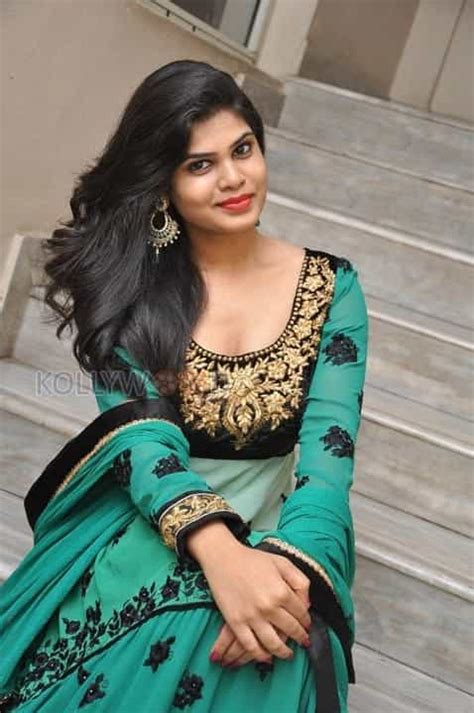 Actress Alekhya Stills 15 132282 Kollywood Zone