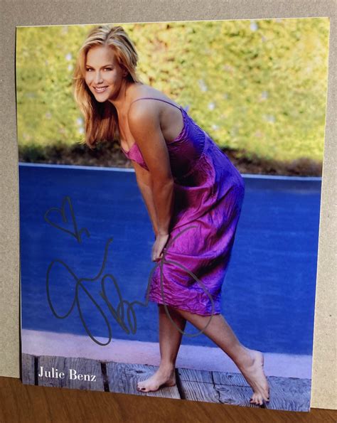 Julie Benz Autograph De Benz Julie Firmado Por El Autor Dark Parks Books And Collectibles