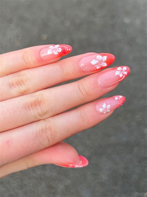 Pin By Defneoksuz On Hızlı Kaydedilenler Gel Nails Acrylic Nails