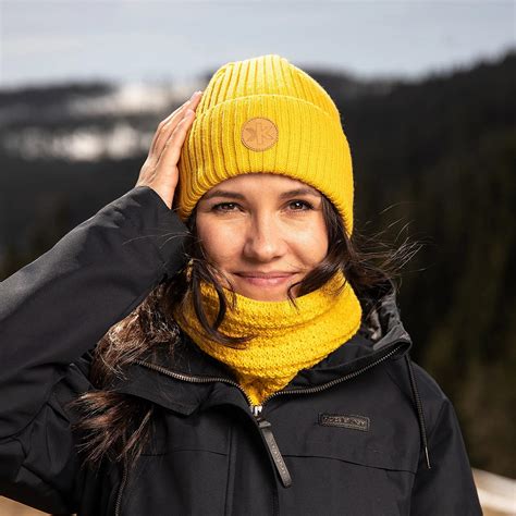 čepice Kama A170 Yellow Snowboard Shop Skateshop Blackcombcz