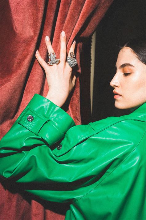 Diamond Rings BegÜm Khan