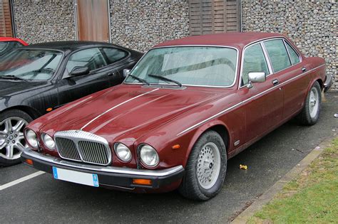 Description Du Véhicule Jaguar Xj 3 Encyclopédie Automobile