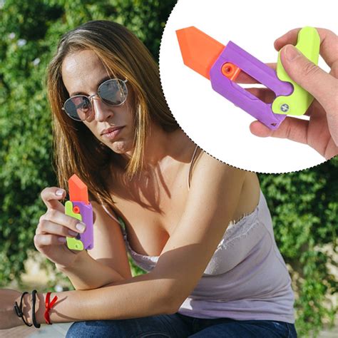 Игрушка 3d Gravity Pocket Knife 1 шт купить на Ozon по низкой цене