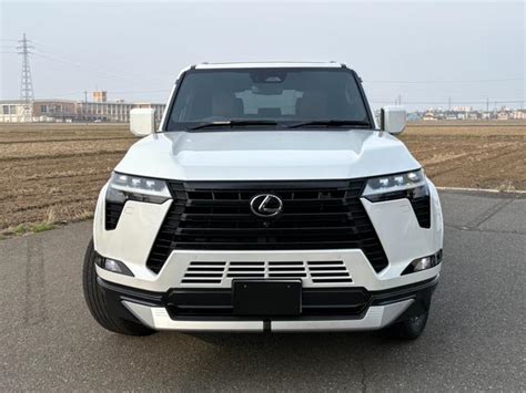 Lexus Gx Gx550 Version L 2025 Pearl White 2800 Km Details Japanese Used Carsgoo Net