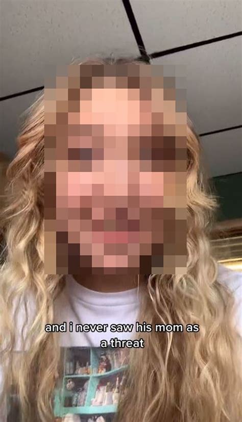 Eski Erkek Arkadaşı Ile Üvey Kardeş Olan Kız Onedio