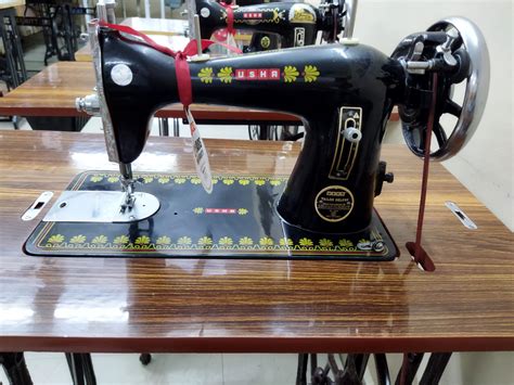 Usha Tailor Deluxe Sewing Machine Sewing Machine