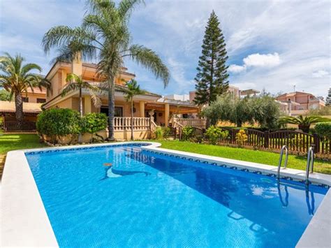Hus Til Salgs I Aguas Nuevas Torrevieja Spania — Idealista