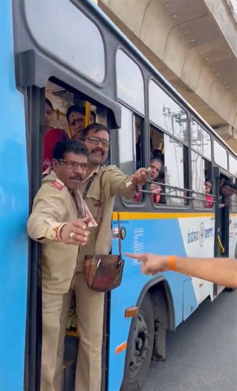 15 Hilariously Grumpy Bus Drivers You Need To See Barnorama