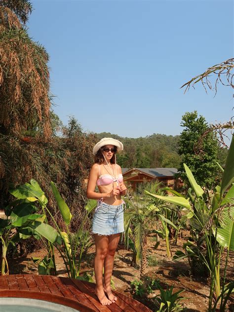 Buçe Buse Kahramans Feet