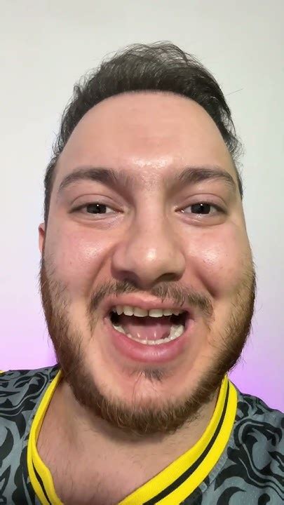 کیانوش با کادو آمد Youtube