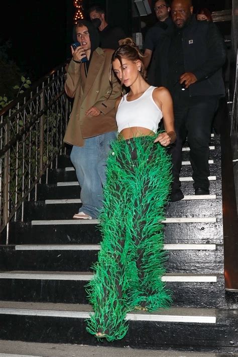 Pozabite Na Pletene Hlače Tukaj Je Nov Trend Trend Ideja Ellesi