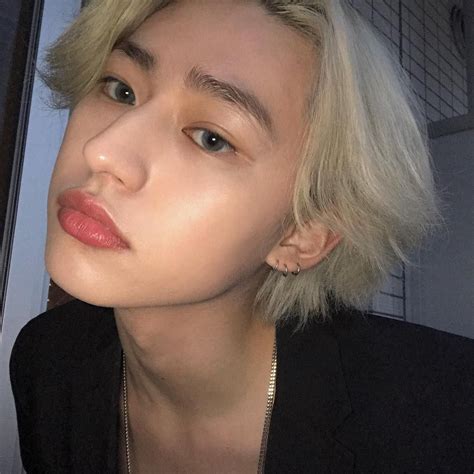 Bobae Kims Instagram Twitter And Facebook On Idcrawl