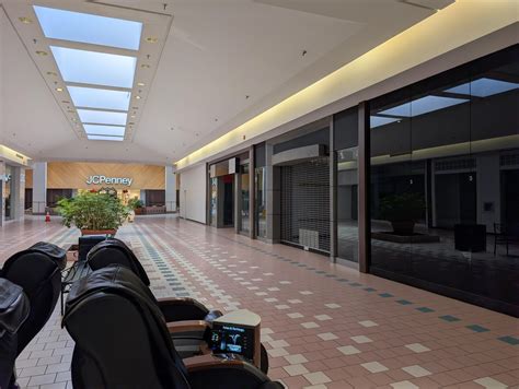 Last Day For Interior Stores At The Marketplace Mall
