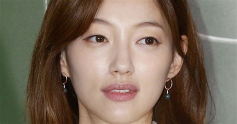 포토 이엘 묘한 매력의 그녀