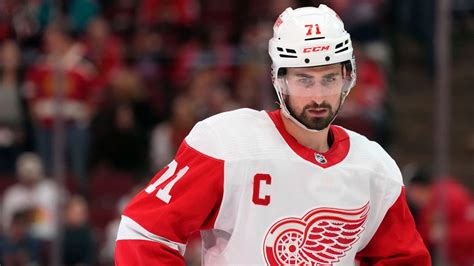 Dylan Larkin Siblings Getting To Know Colin Larkin Kahawatungu