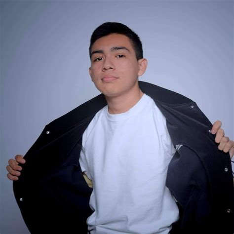 Daniel Reyes Youtube