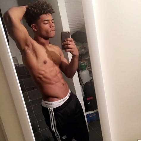 Sexy Lightskin Guys