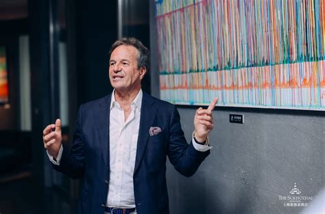 「盛放如斯」上海素凯泰酒店携手philippe Caretti呈现艺术空间展