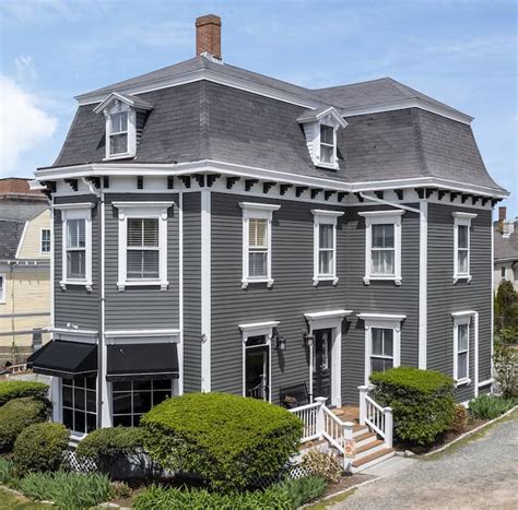 Newport Harbor Vacation Rentals And Homes Newport Ri Airbnb