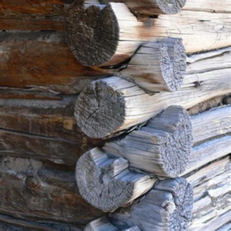 How To Notch Logs For A Log Home