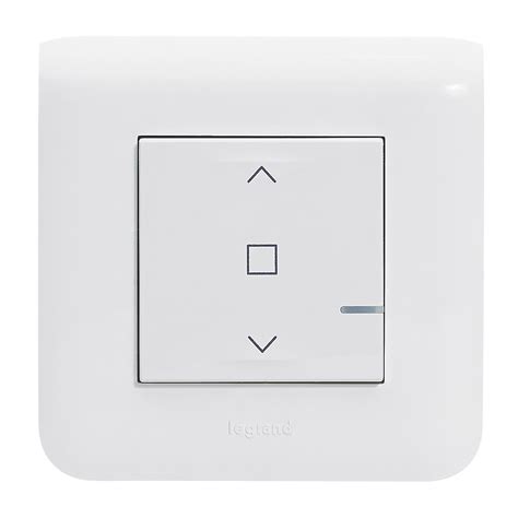 Connected Roller Shutter Switch Mosaic With Netatmo 077706