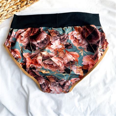 Culotte Menstruelle Roses Dhiver Taille Haute Marie Fil