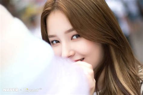 Just Hiding Behind This Cotton Candy Scrolller